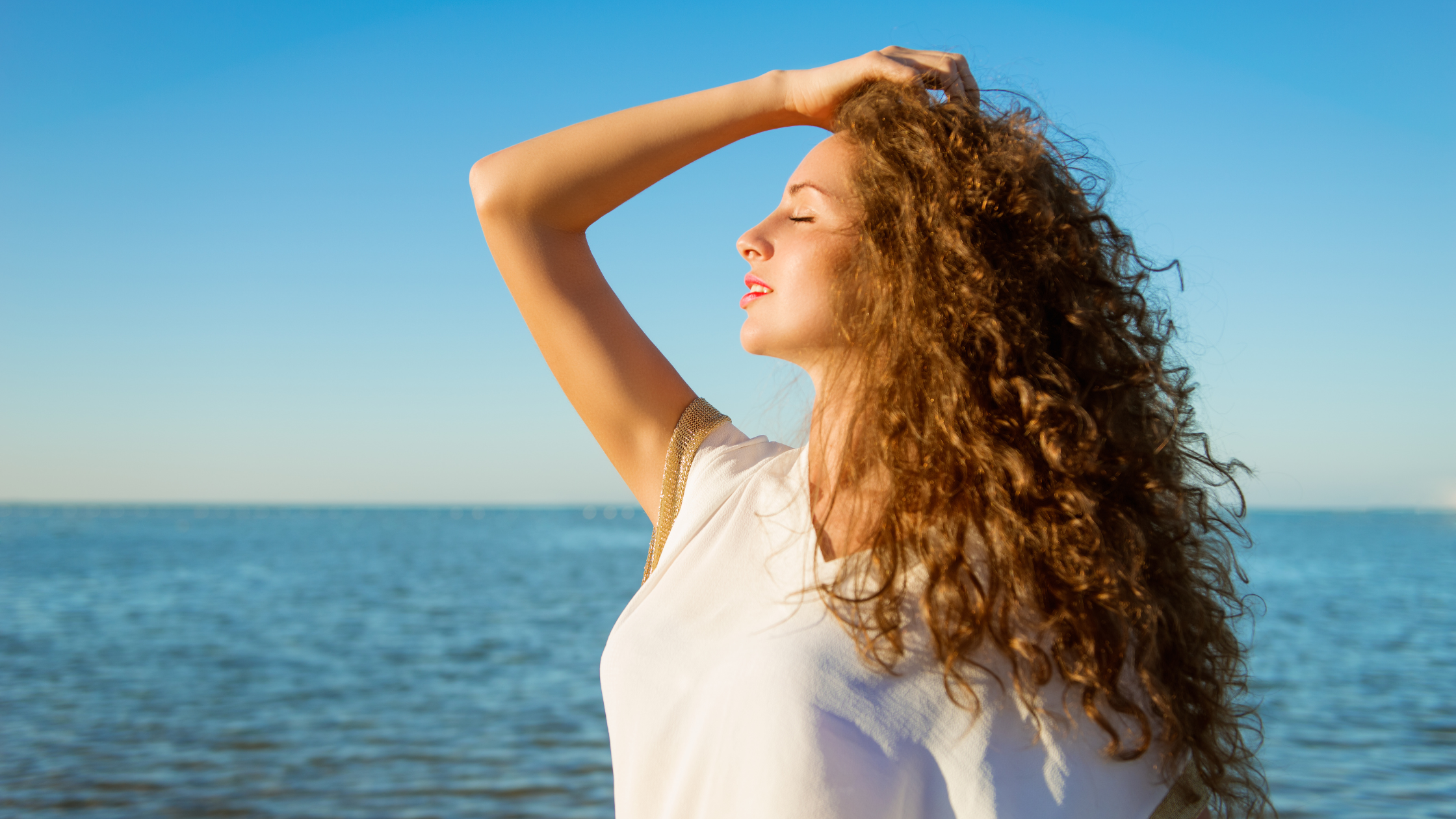 Humidity, Dryness, and More: How to Manage Curly Hair in Any Climate ...